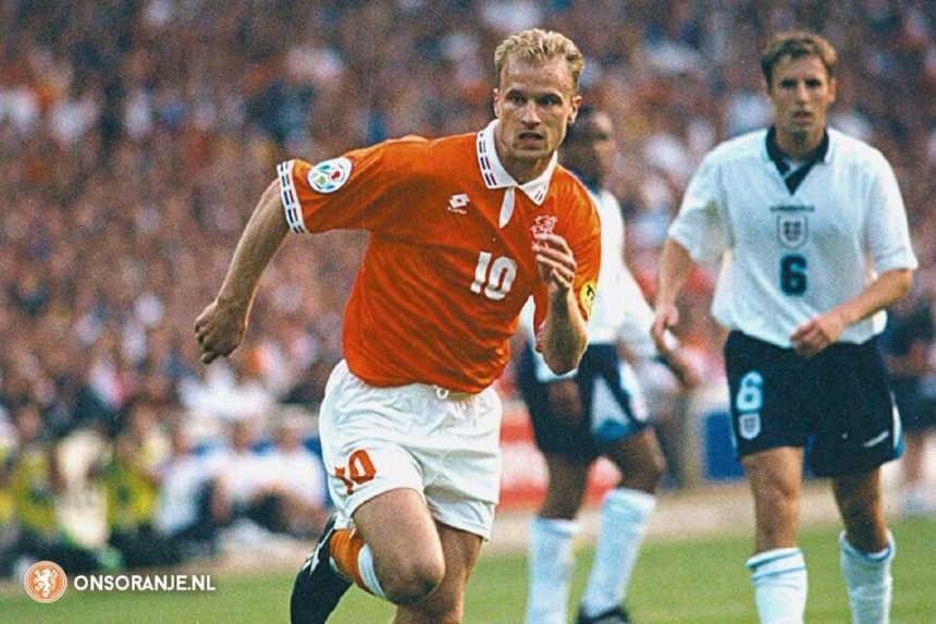 Dennis Bergkamp: The God of Extraordinary Goals. - The Football ...