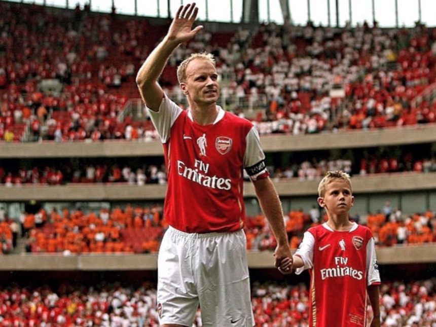Dennis Bergkamp: The God of Extraordinary Goals. - The Football ...